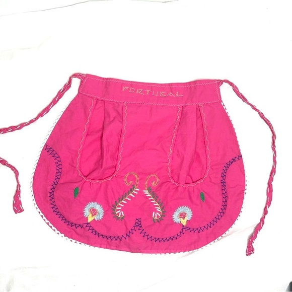 Kitchen | Vintage 6s Portugal Pink Embroidered Souvenir Half Apron ...